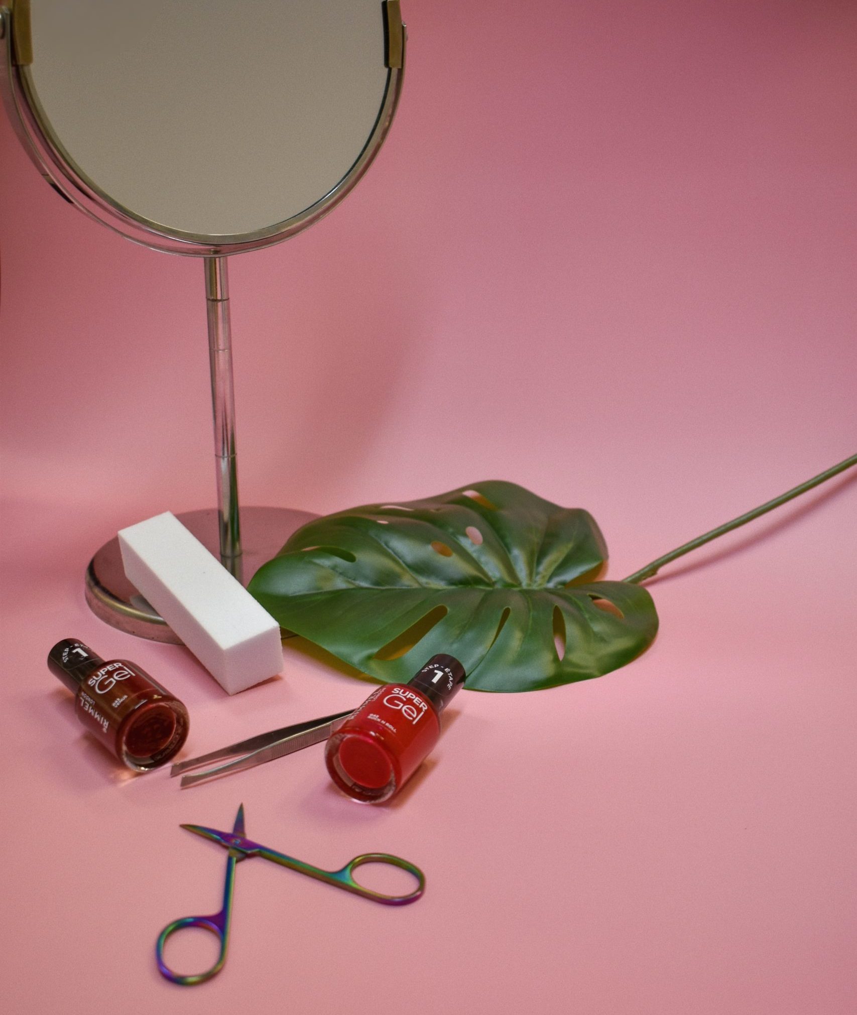 Japanese Manicures: The Answer to Your Muslim Girl Nail Polish Woes ...